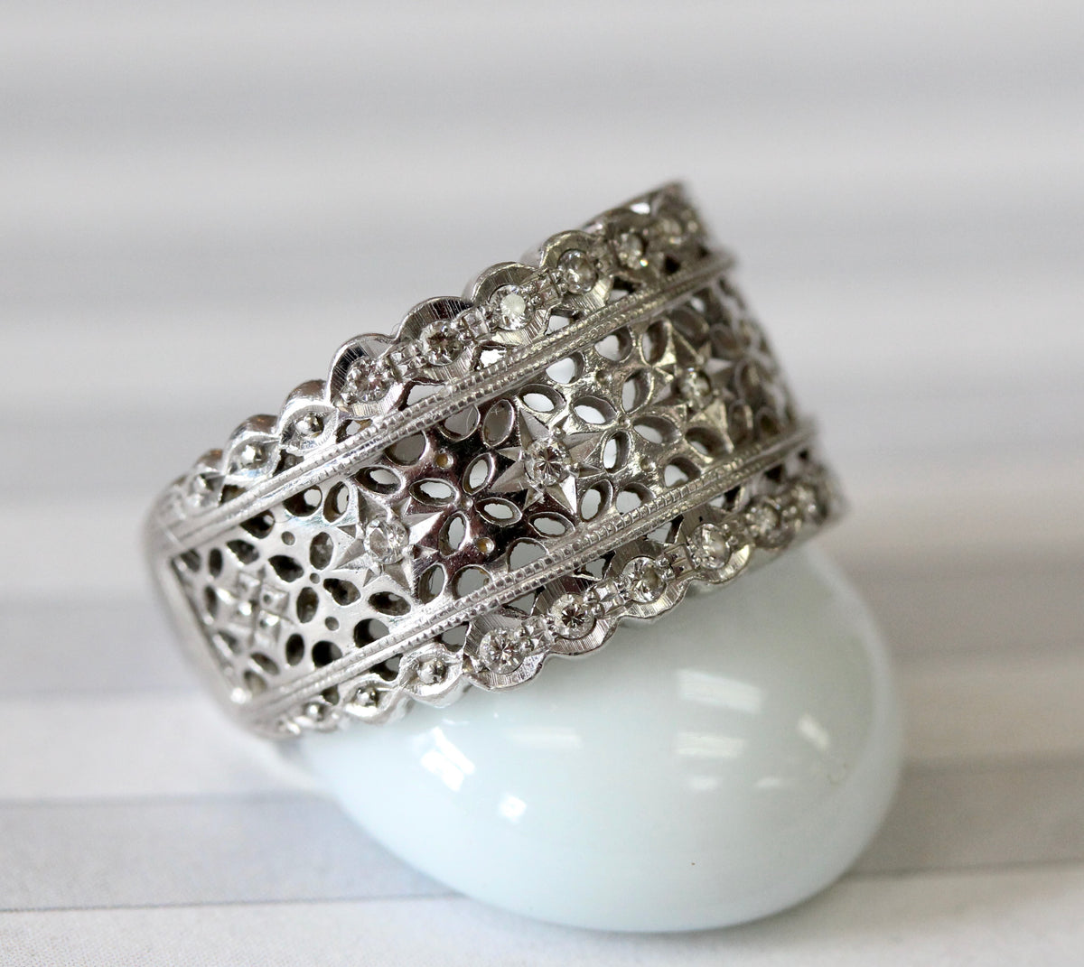 Diamond Platinum Ring ~ VINTAGE – Fancy Flea Antiques