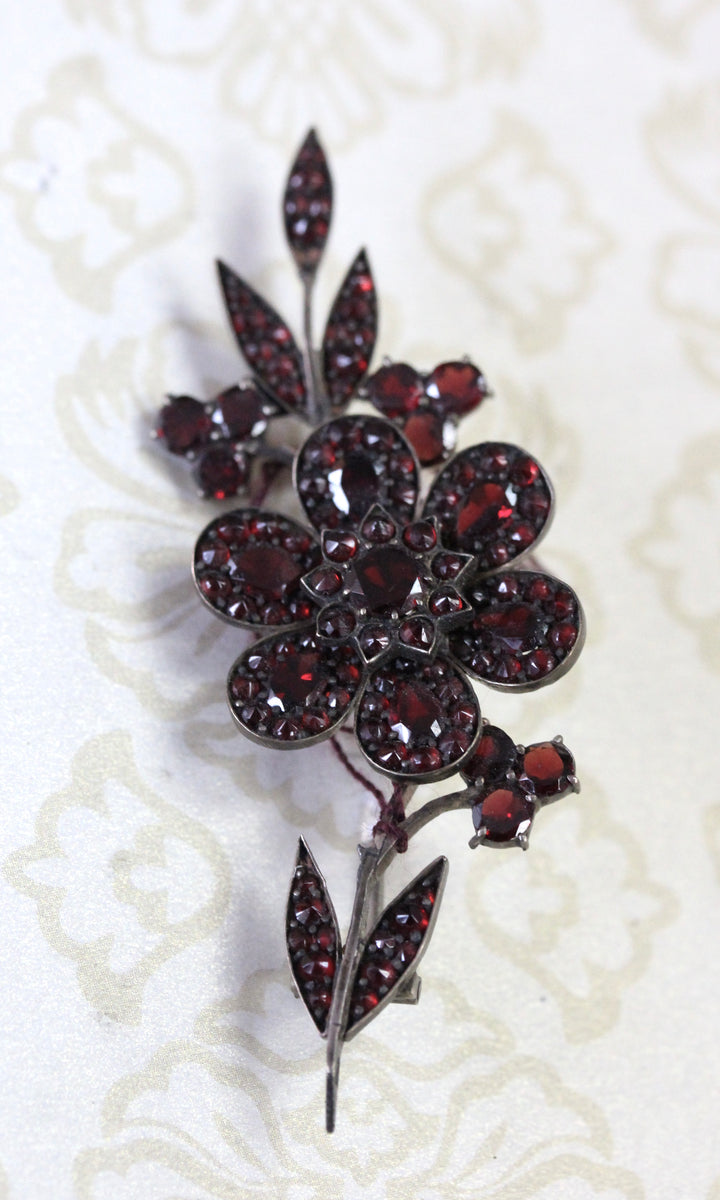 Garnet Pin/Brooch ~ ANTIQUE – Fancy Flea Antiques