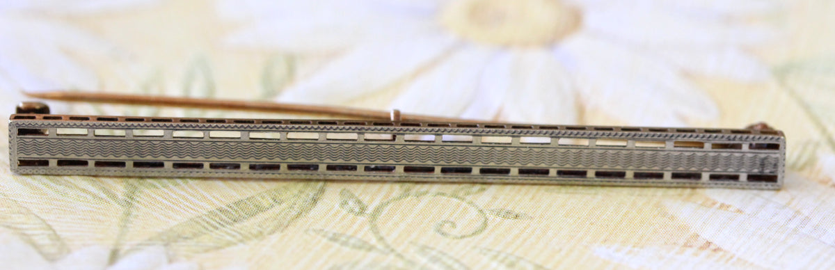 Two -Tone Pin ~ VINTAGE – Fancy Flea Antiques